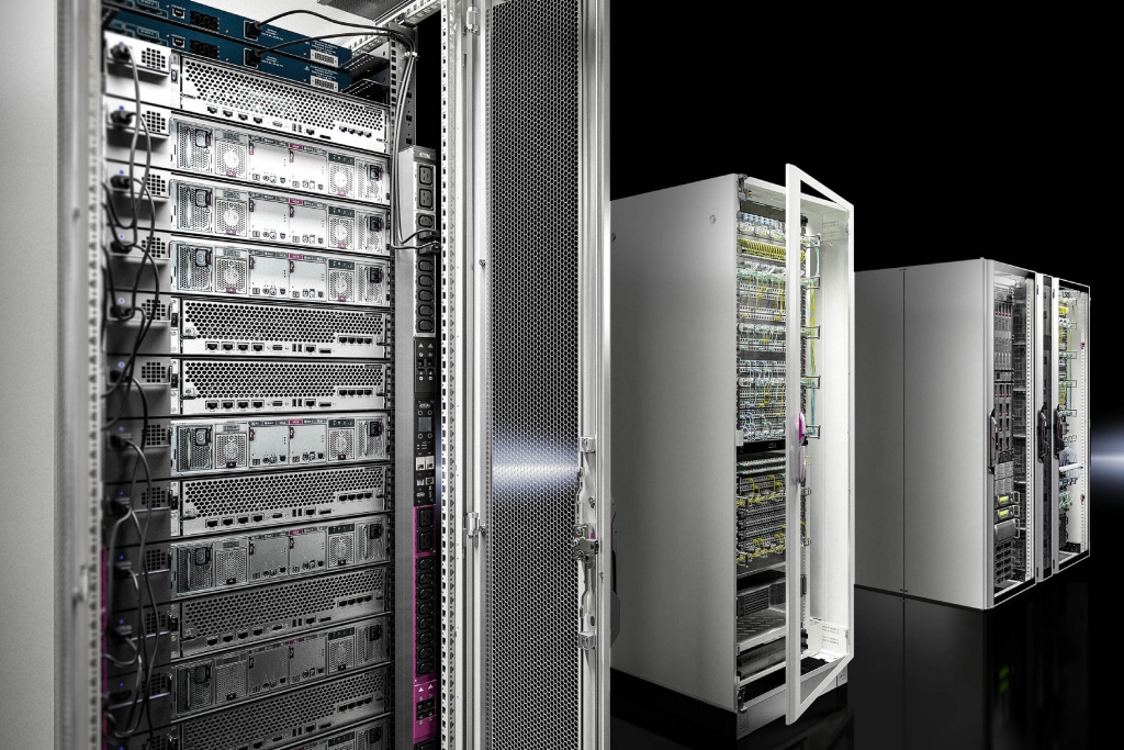 Everything you need to know about intelligent PDU’s - Data Centre Review